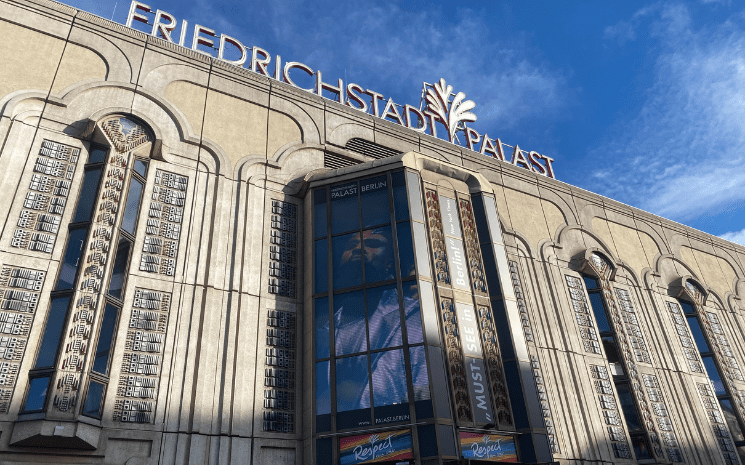 Falling | In Love : le grand show du Friedrichstadt-Palast vaut-il le coup